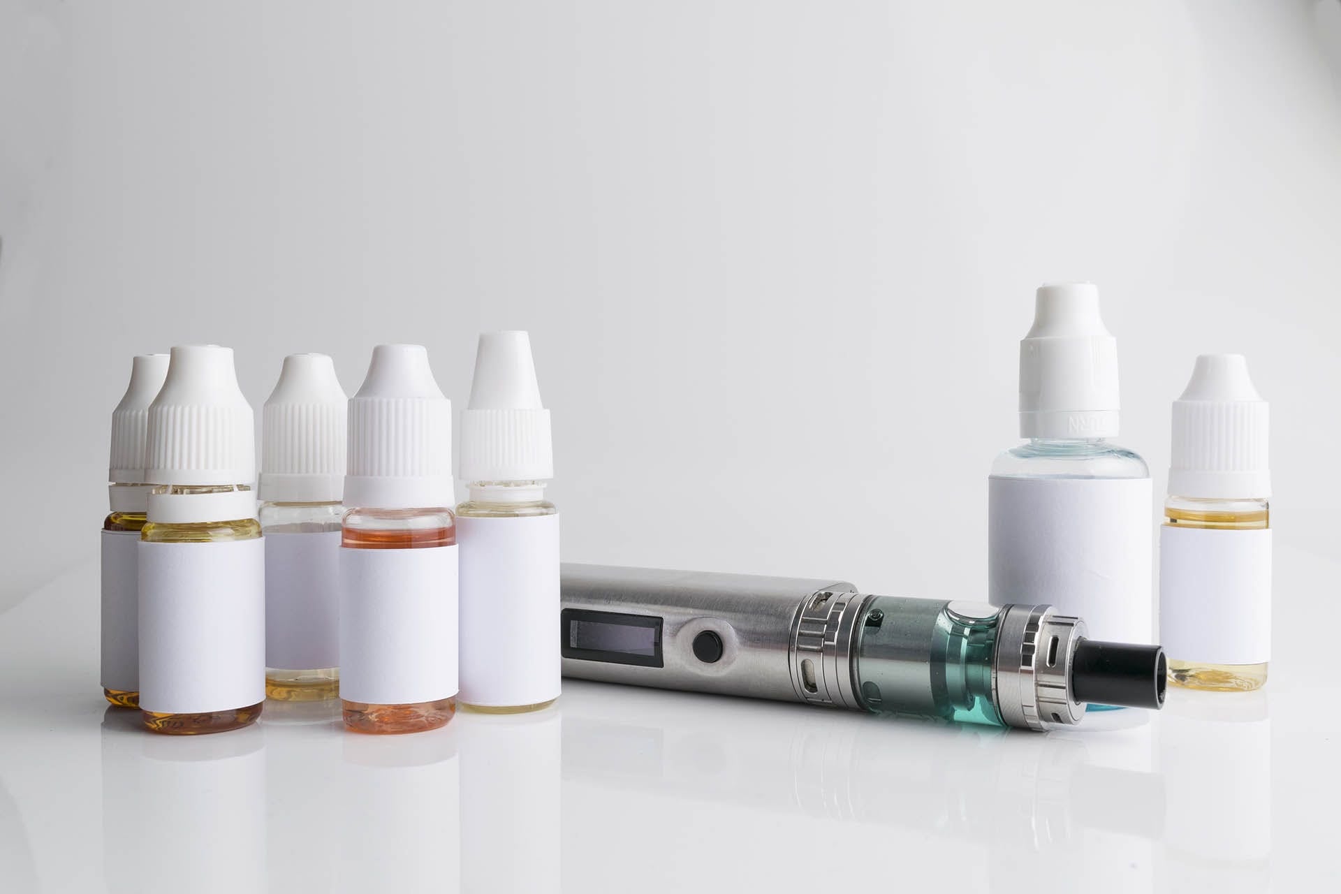 Which is Best? Freebase Nicotine vs Nicotine Salts – Pod Salt UK